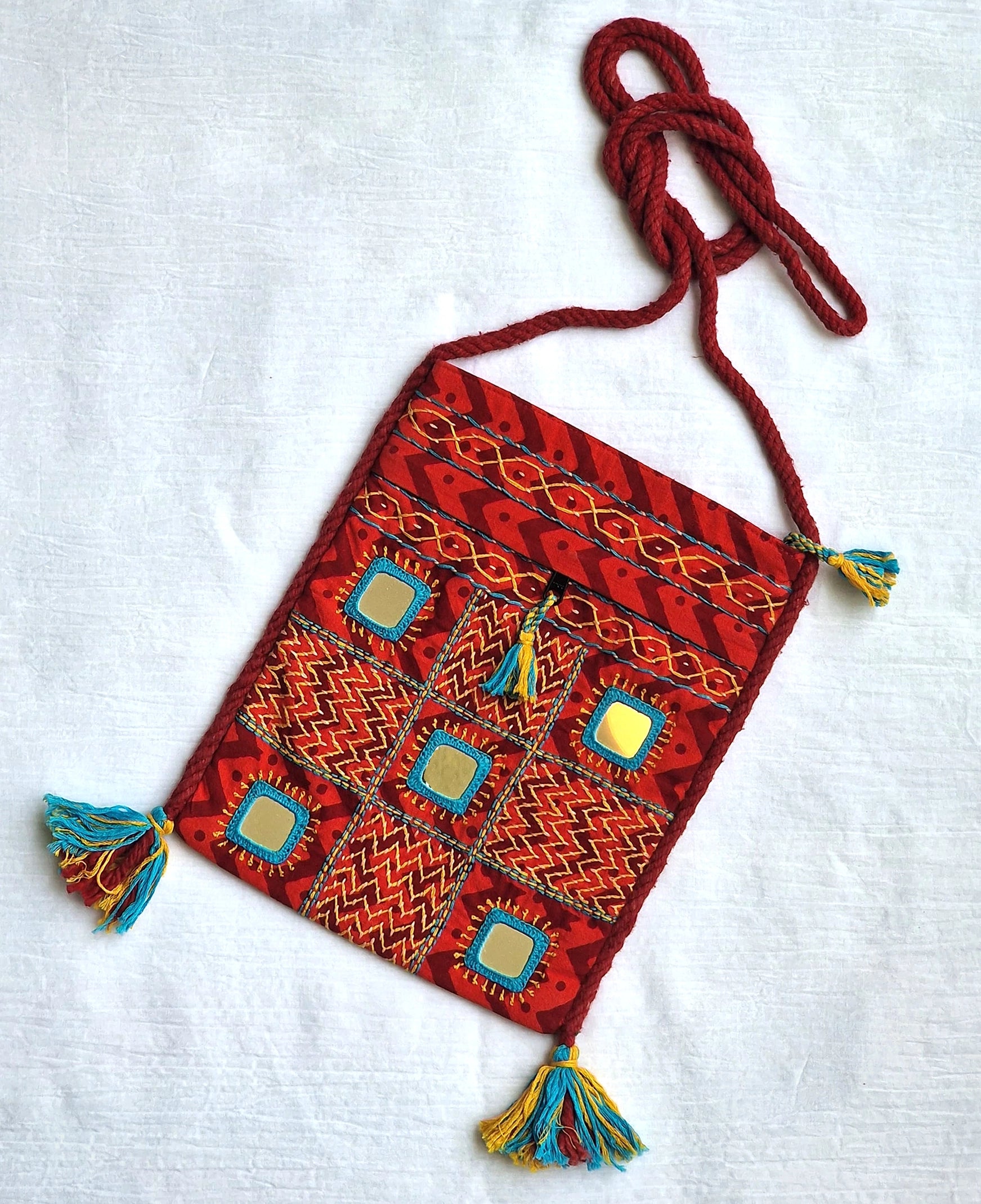 Sling Bag PP – Dharitri